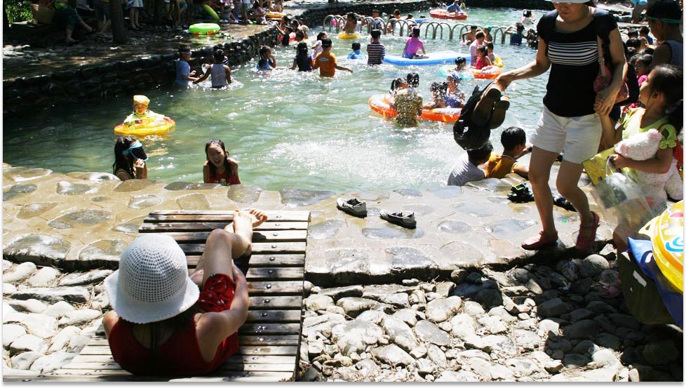 [ ភ្នំហ៊ីរីសាន > ភ្នំនៃសឆុន > វិស័យទេសចរណ៍ > ]